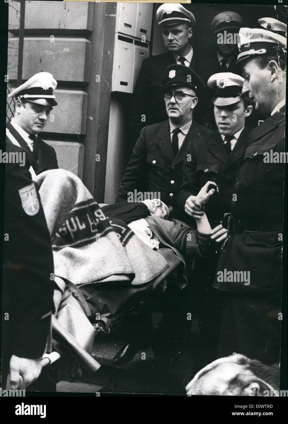 Voleur de banque abattu la police Banque de photographies et d’images à ...