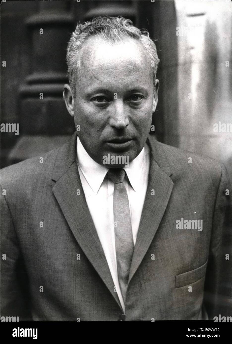 Leon uris Banque de photographies et d’images à haute résolution - Alamy