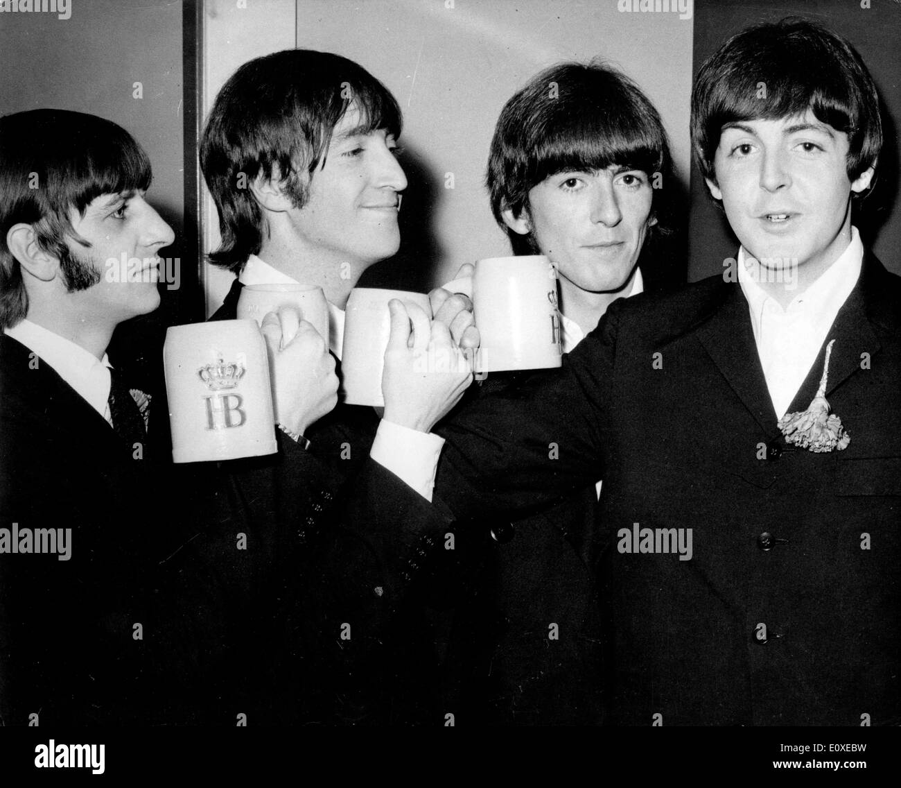 Around the beatles Banque de photographies et d’images à haute ...