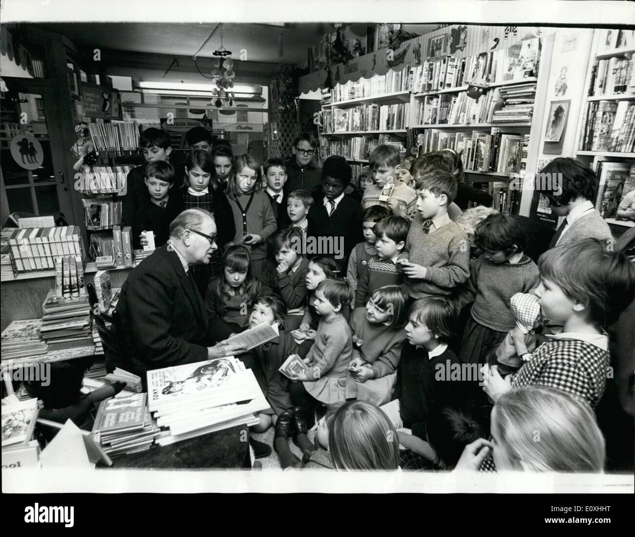 Famous authors Banque de photographies et d’images à haute résolution ...