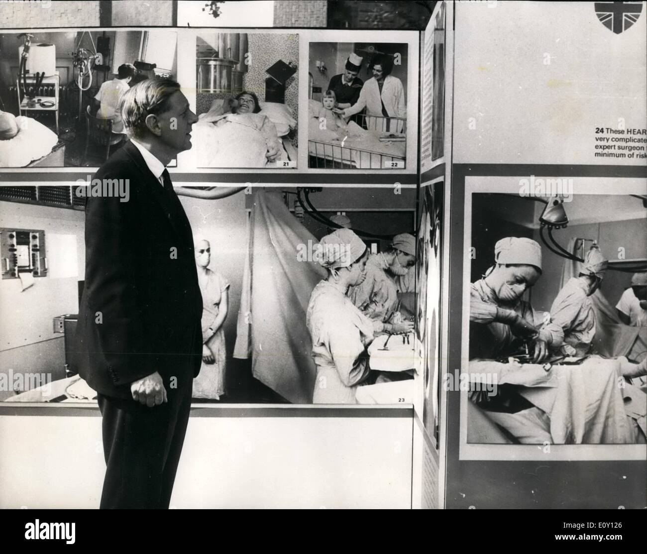 Mai 05, 1968 - L'épouse de chef de l'équipe de transplantation ...