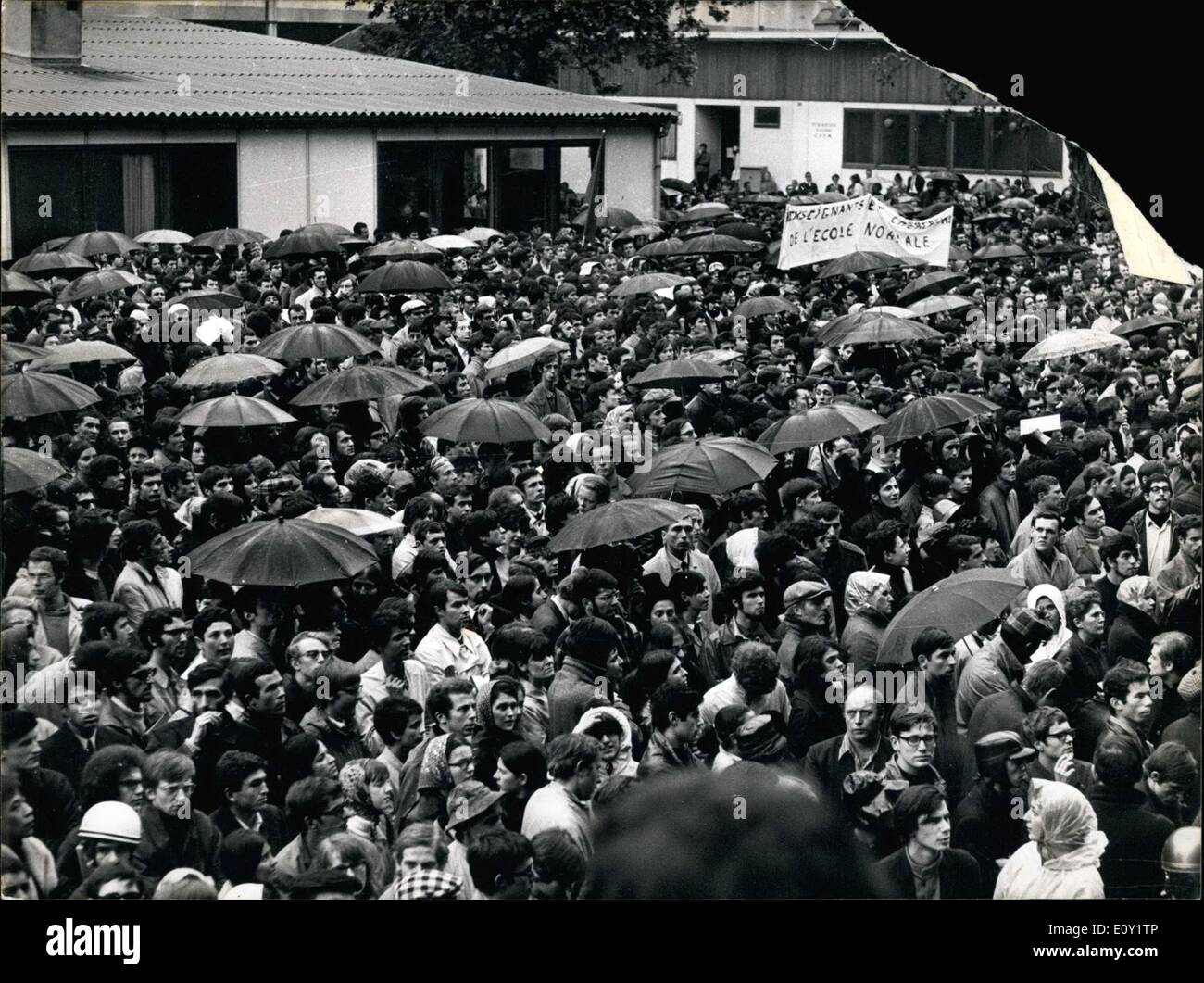 Paris may 1968 Banque de photographies et d’images à haute résolution ...