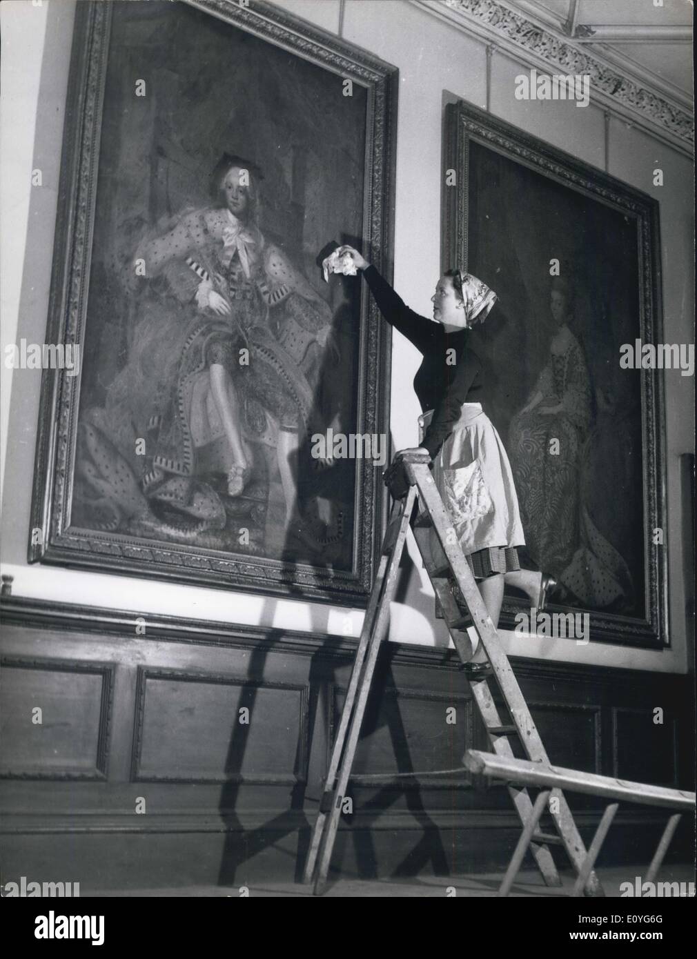Une comtesse pousse des tableaux Banque de photographies et d’images à ...