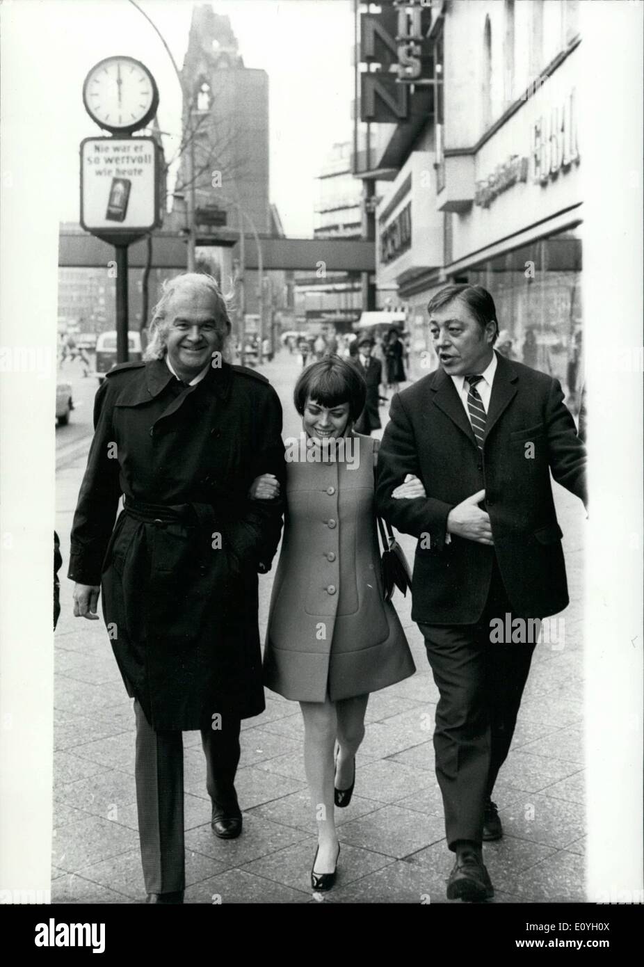 Johnny stark Banque de photographies et d’images à haute résolution - Alamy