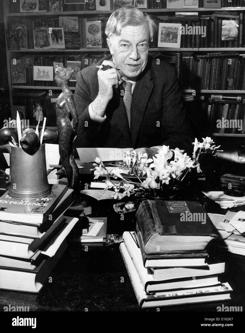 Cecil day lewis to be poet laureate Banque de photographies et d’images ...