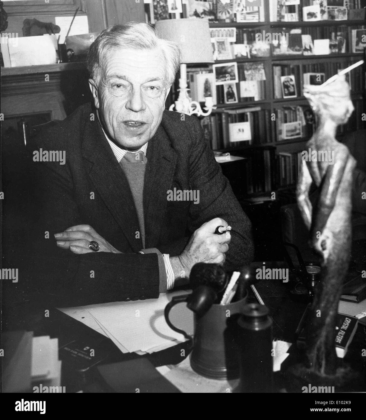 Cecil day lewis to be poet laureate Banque de photographies et d’images ...