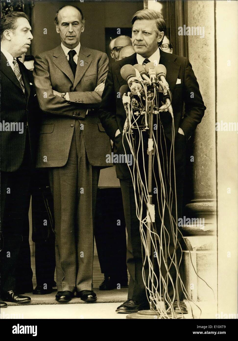 Helmut schmidt giscard d'estaing Banque de photographies et d’images à ...