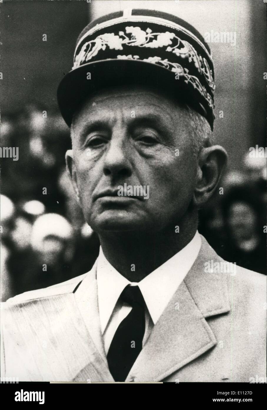 General bigeard Banque de photographies et d’images à haute résolution ...