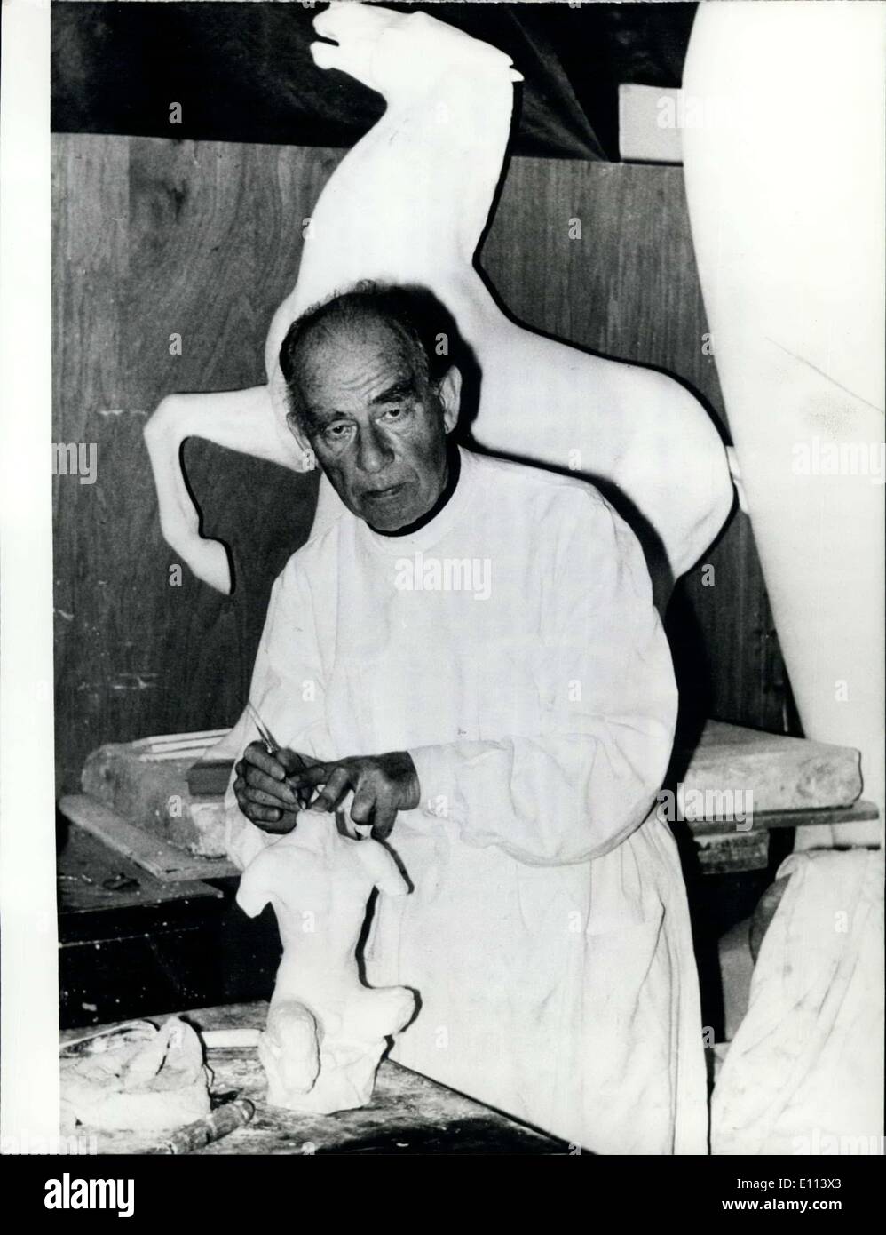 Sculpteur arno breker Banque de photographies et d’images à haute ...