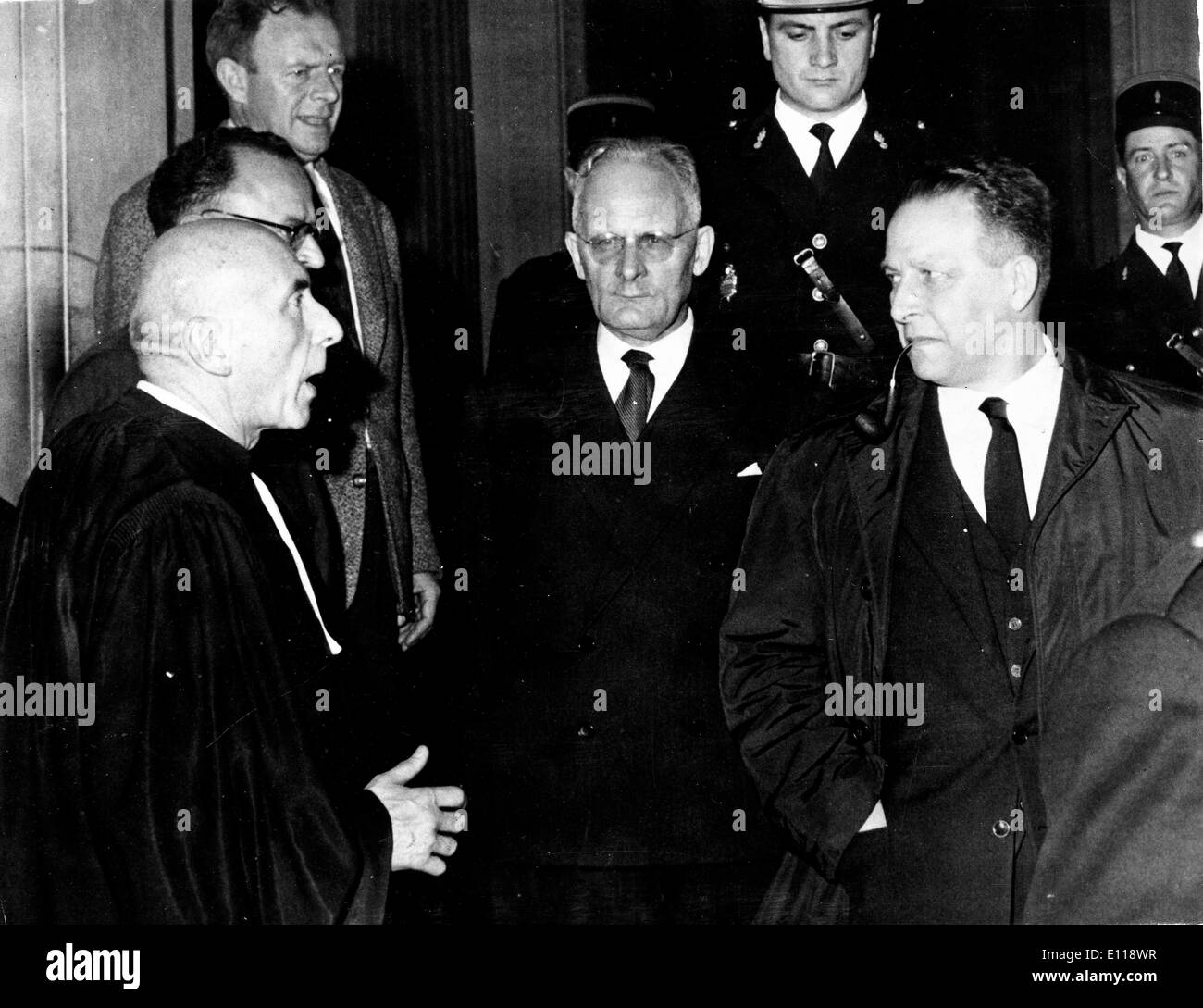 Maurice challe Banque de photographies et d’images à haute résolution ...