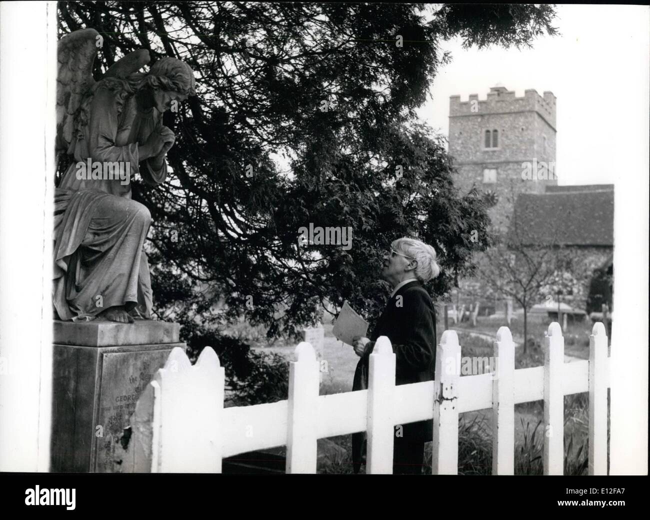 Une pierre tombale Banque de photographies et d’images à haute ...