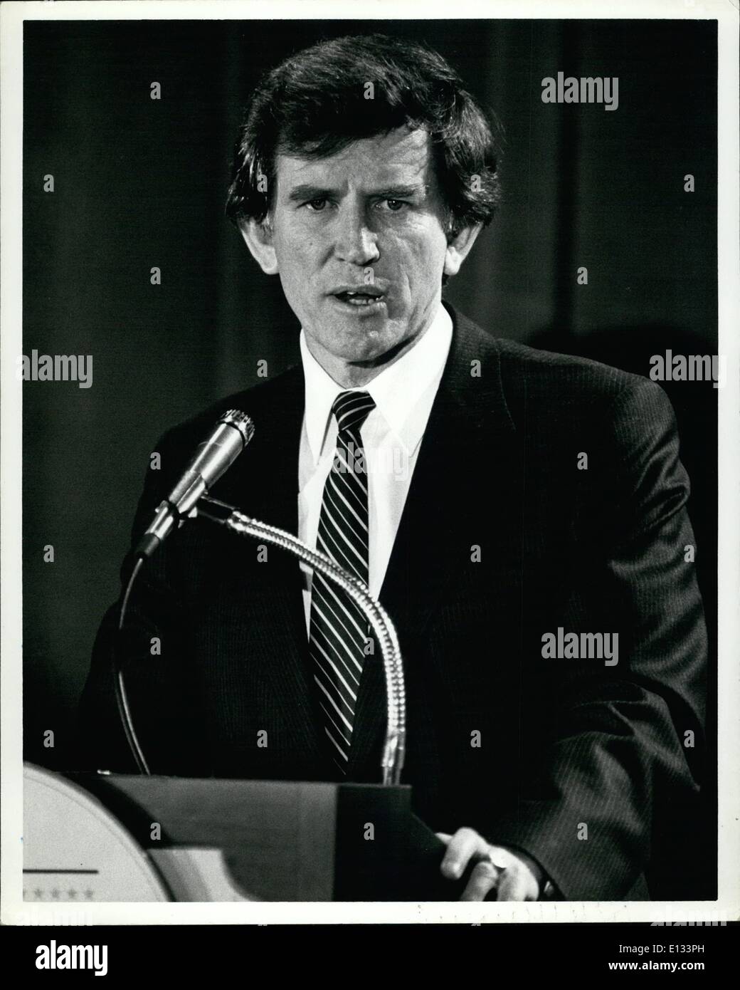 Gary hart Banque de photographies et d’images à haute résolution - Alamy