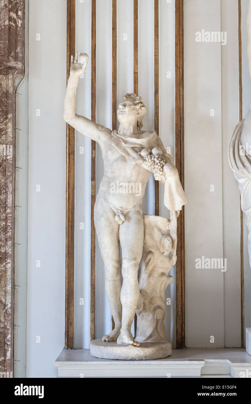 Jeune satyre Banque de photographies et d’images à haute résolution - Alamy