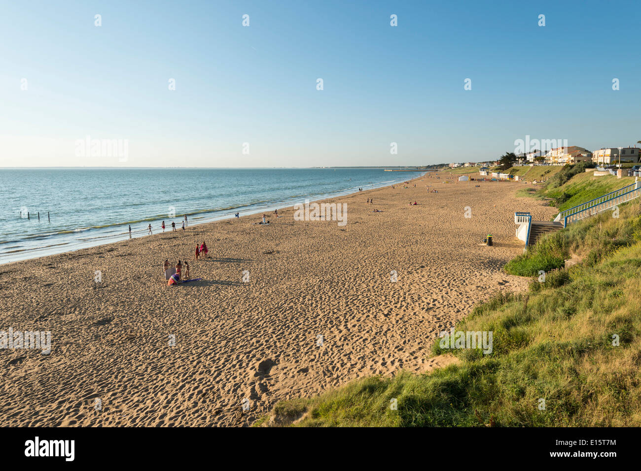 Tharon beach Banque de photographies et d’images à haute résolution - Alamy