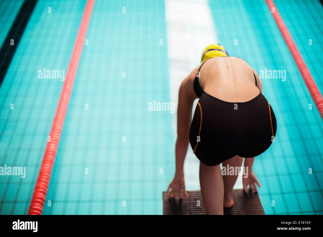Starting block olympic swimming pool Banque de photographies et d ...