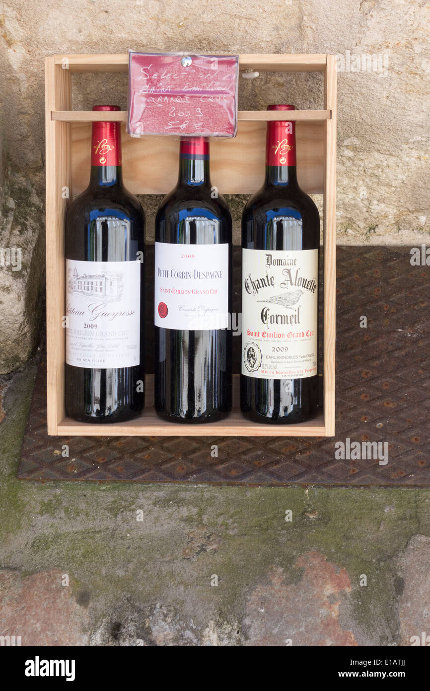 Vins rouges bordeaux Banque de photographies et d’images à haute ...