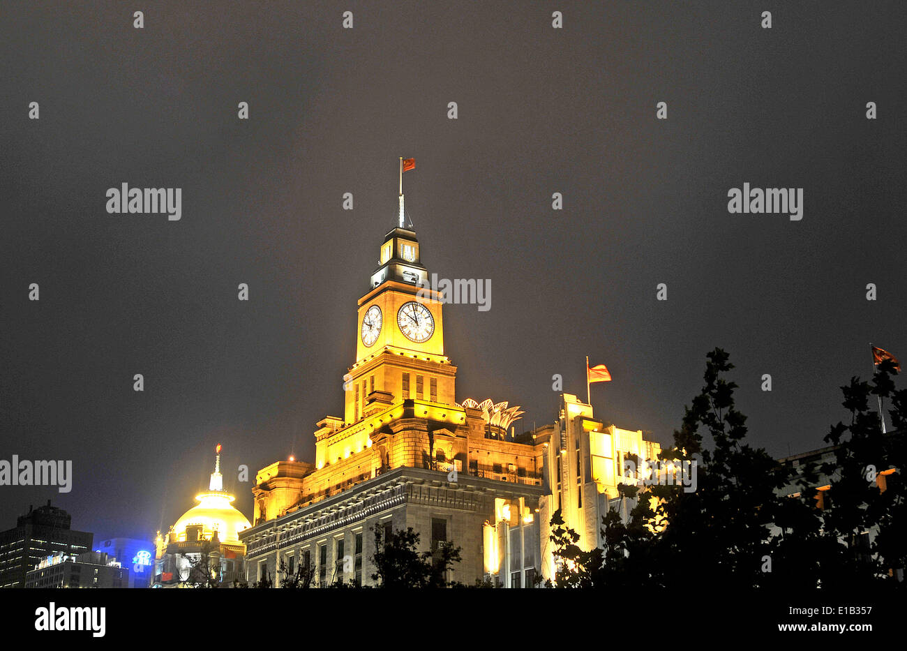 The bund shanghai Banque de photographies et d’images à haute ...