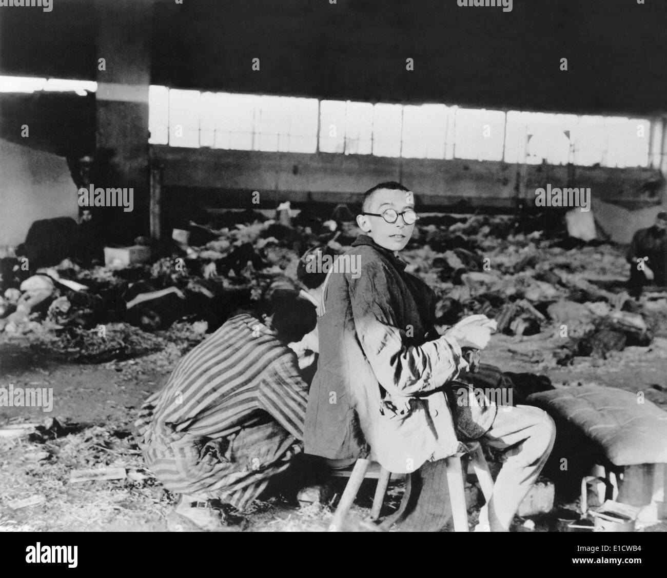 Concentration Camp Prisoners Banque d'image et photos - Alamy