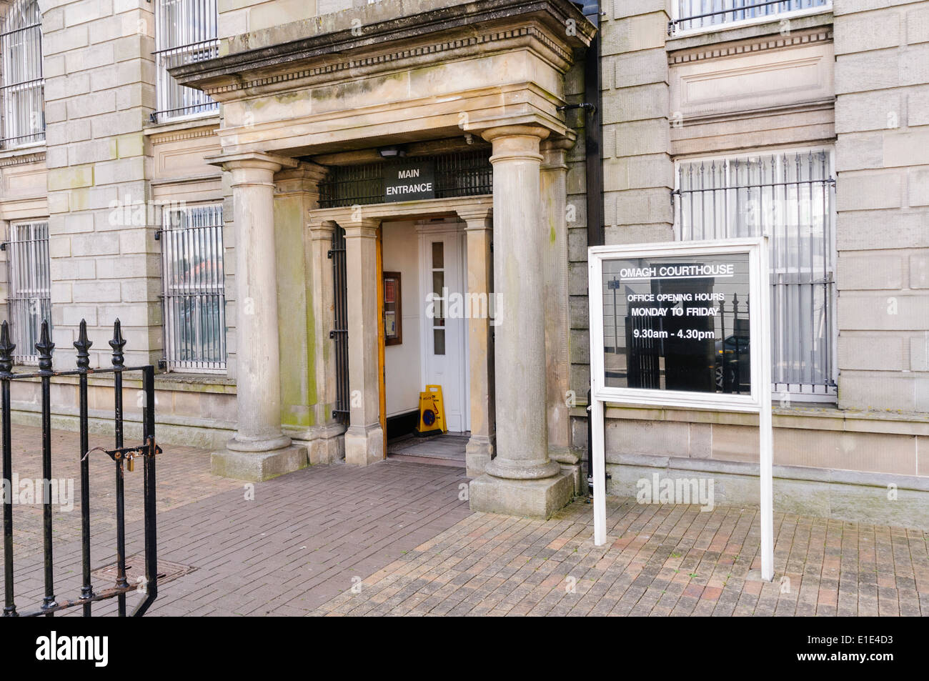 Voir omagh Banque de photographies et d’images à haute résolution - Alamy