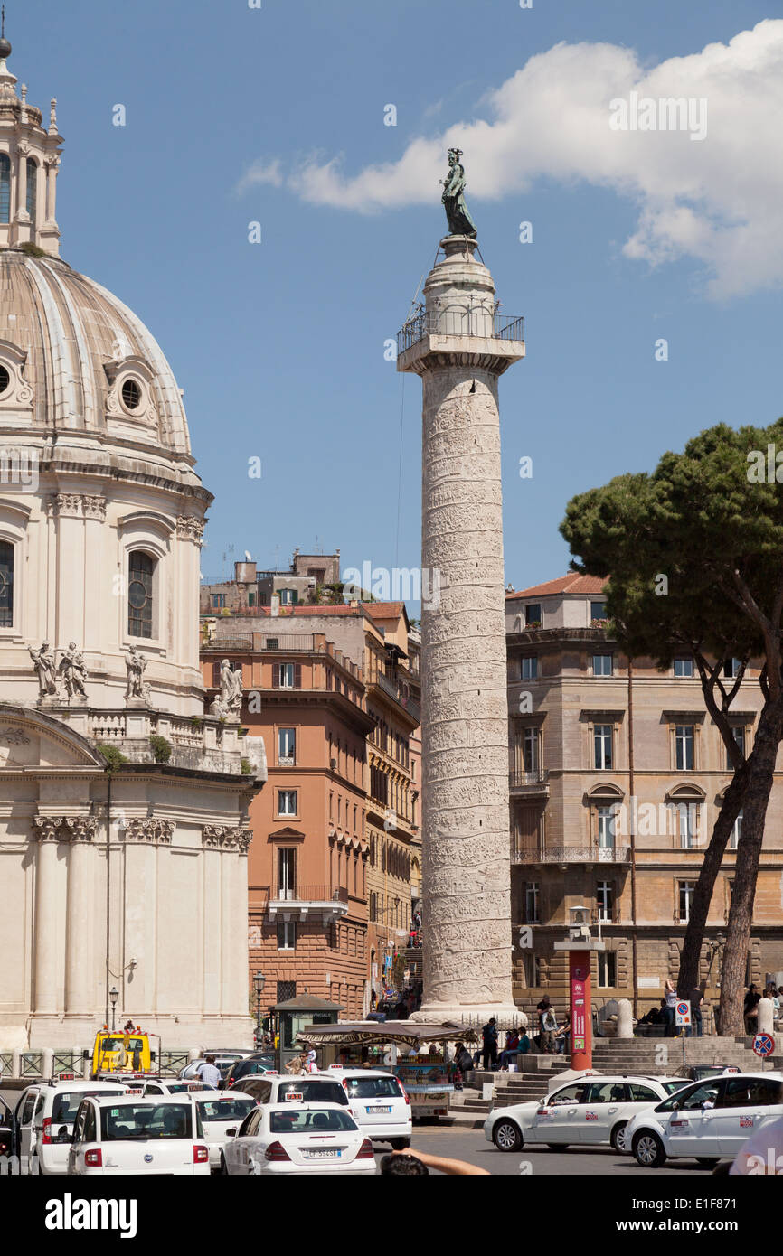 Colonne De Trajan Banque d'image et photos - Alamy