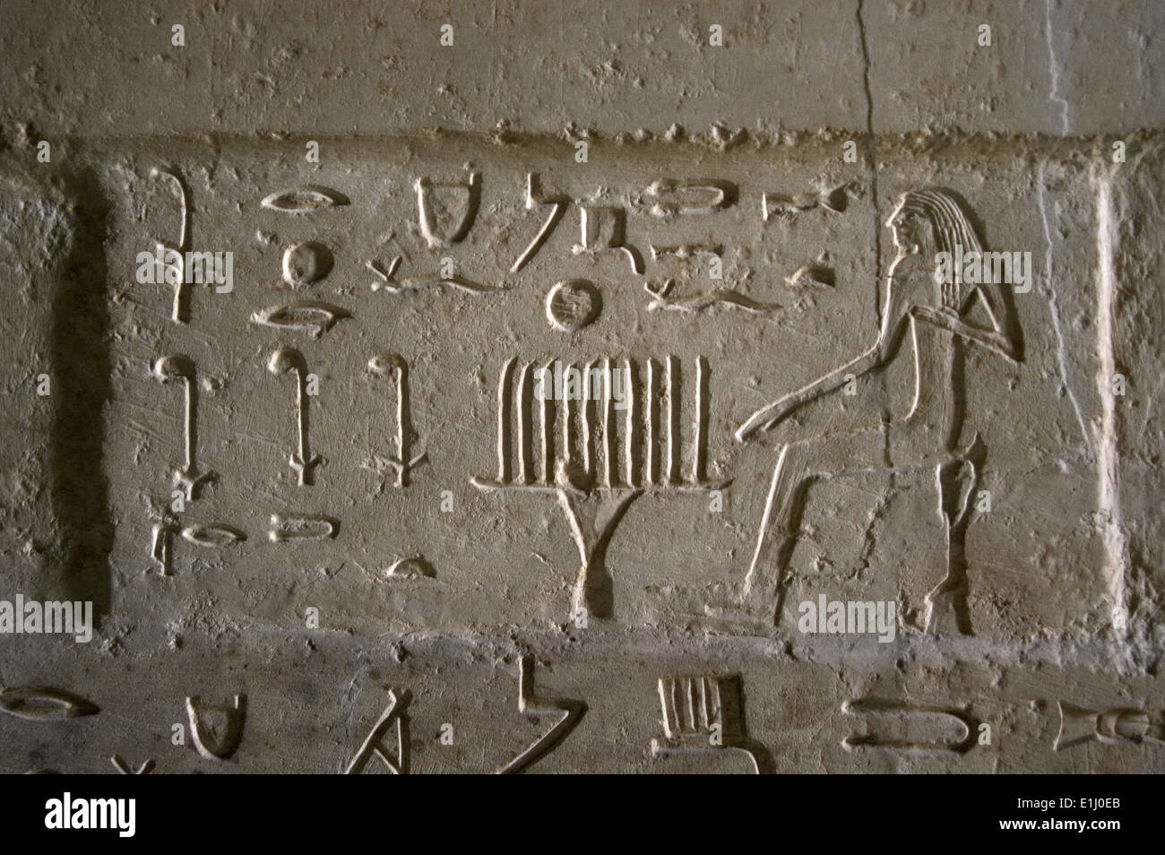 Hieroglyphic table Banque de photographies et d’images à haute ...