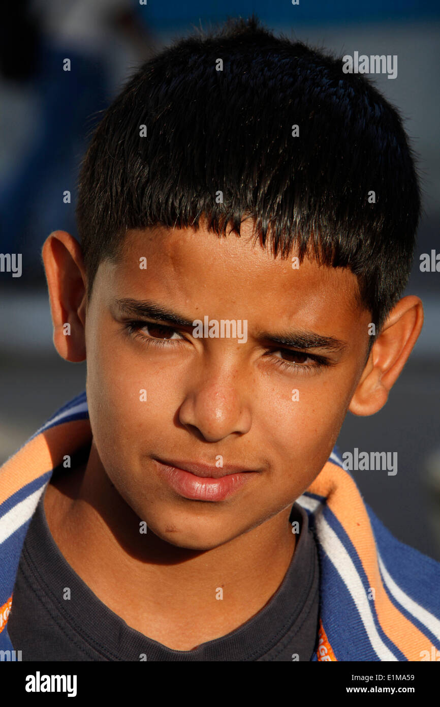 Tunisian boy Banque de photographies et d’images à haute résolution - Alamy