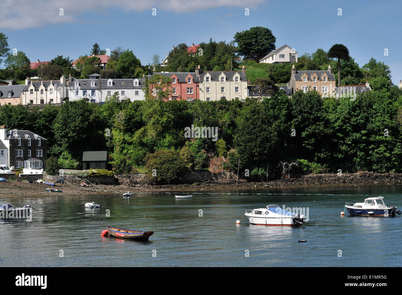 Ville de portree Banque de photographies et d’images à haute résolution ...