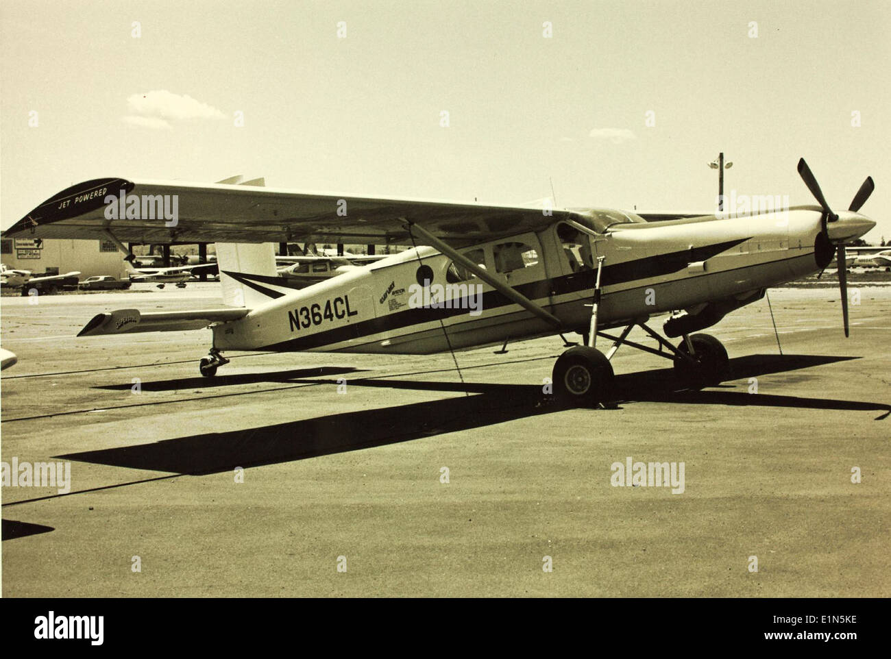 Pilatus pc 6 turbo porter Banque de photographies et d’images à haute ...