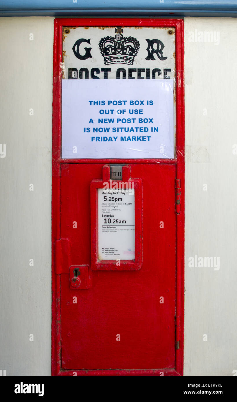 Wall mounted post box Banque de photographies et d’images à haute ...