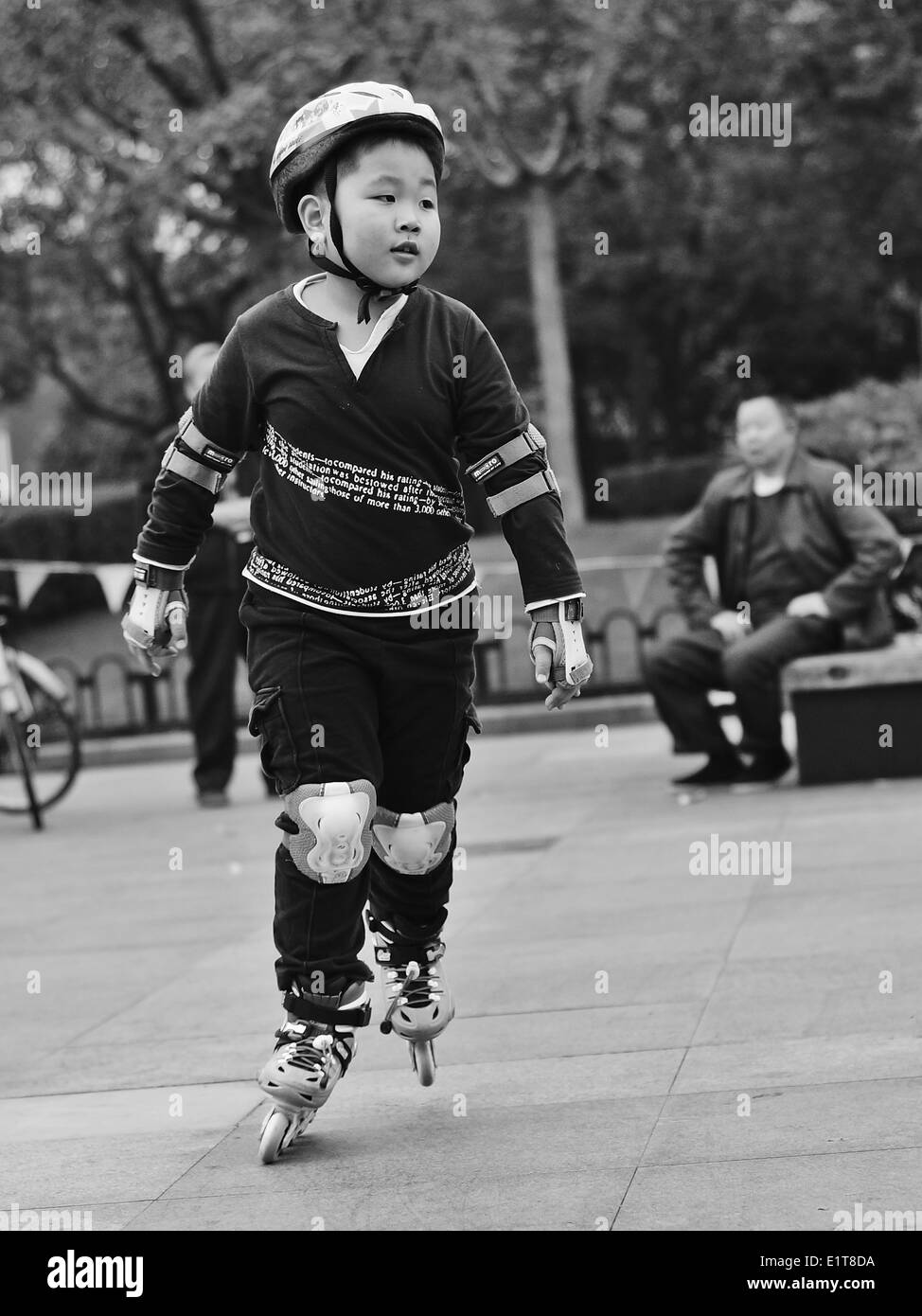 Roller enfants Banque de photographies et d’images à haute résolution ...