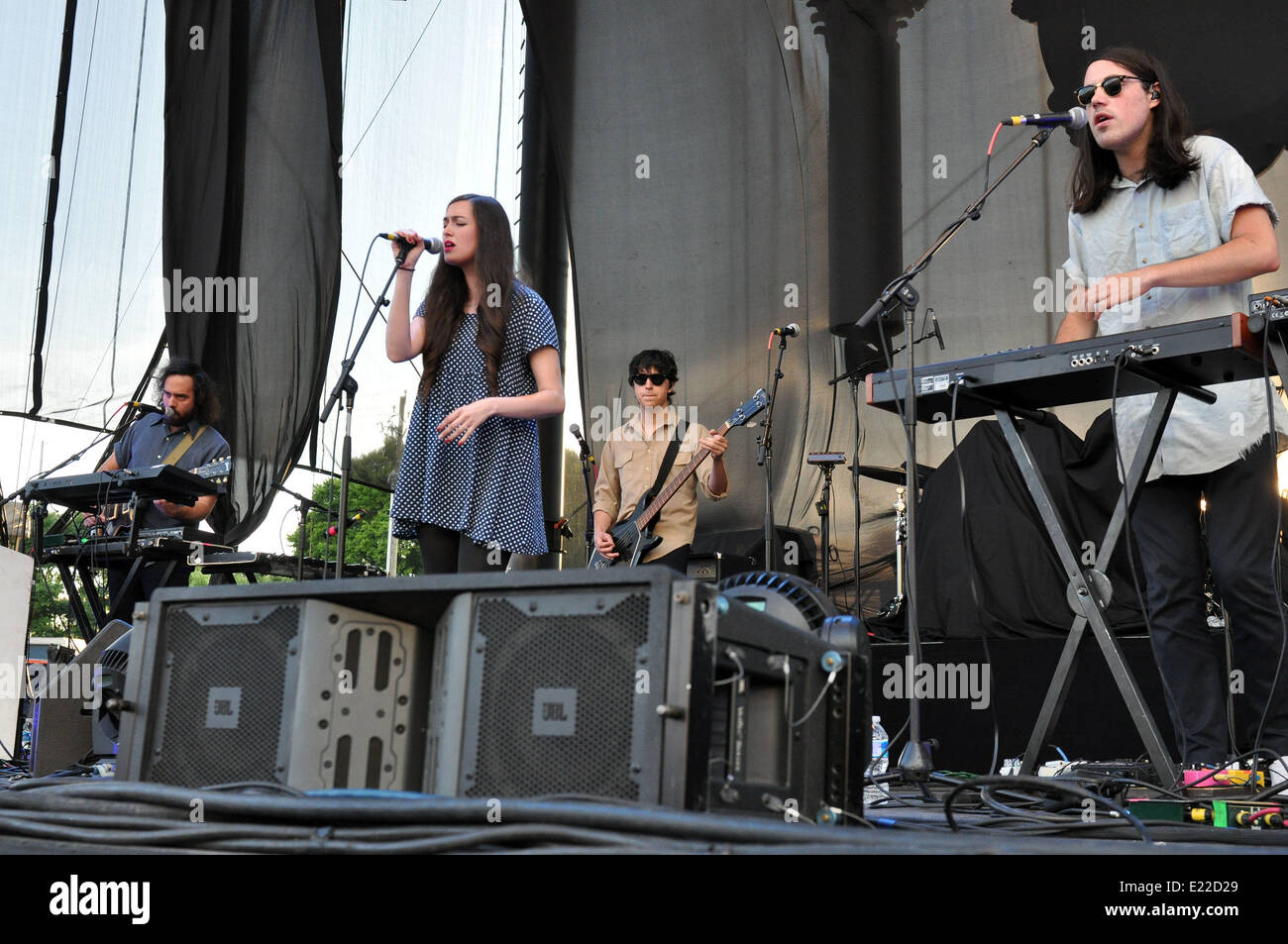 Madeline follin of cults Banque de photographies et d’images à haute ...