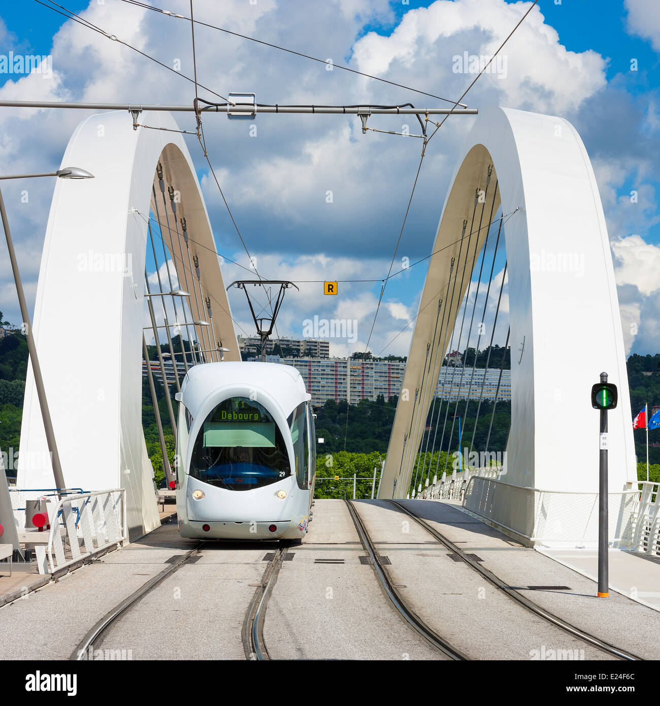 Tram lyon france Banque de photographies et d’images à haute résolution ...