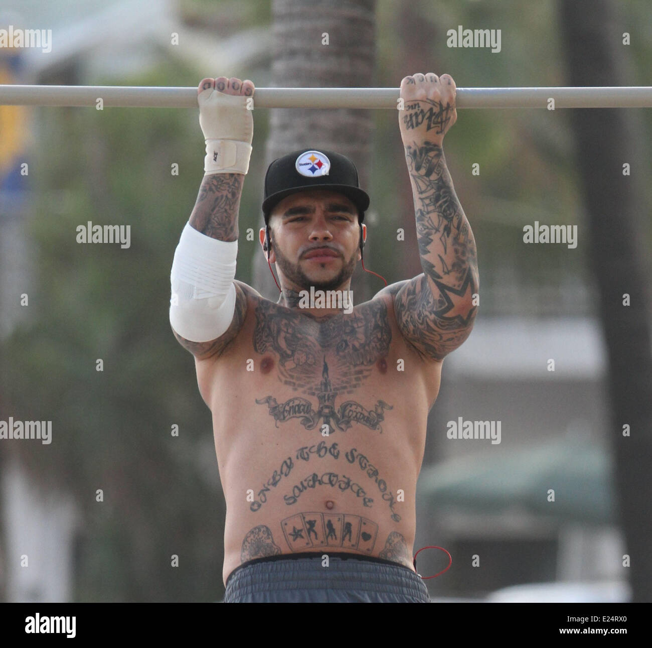 Rappeur russe Timati exercices sur Miami Beach avec le rappeur Timati ...