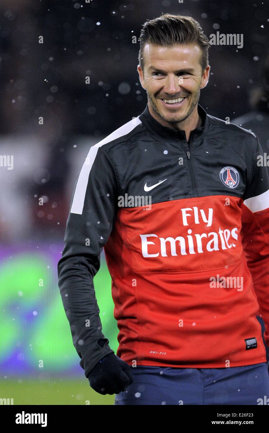 David Beckham joue son premier match pour le Paris Saint-Germain (PSG ...