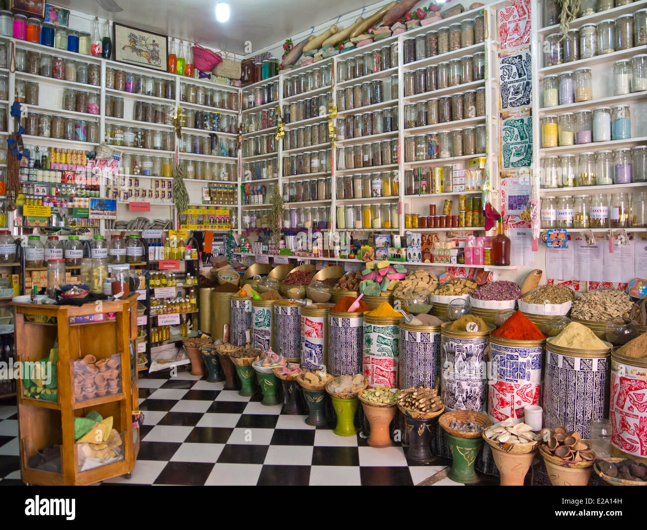 Medicine Pharmacy Marrakech Banque d'image et photos - Alamy