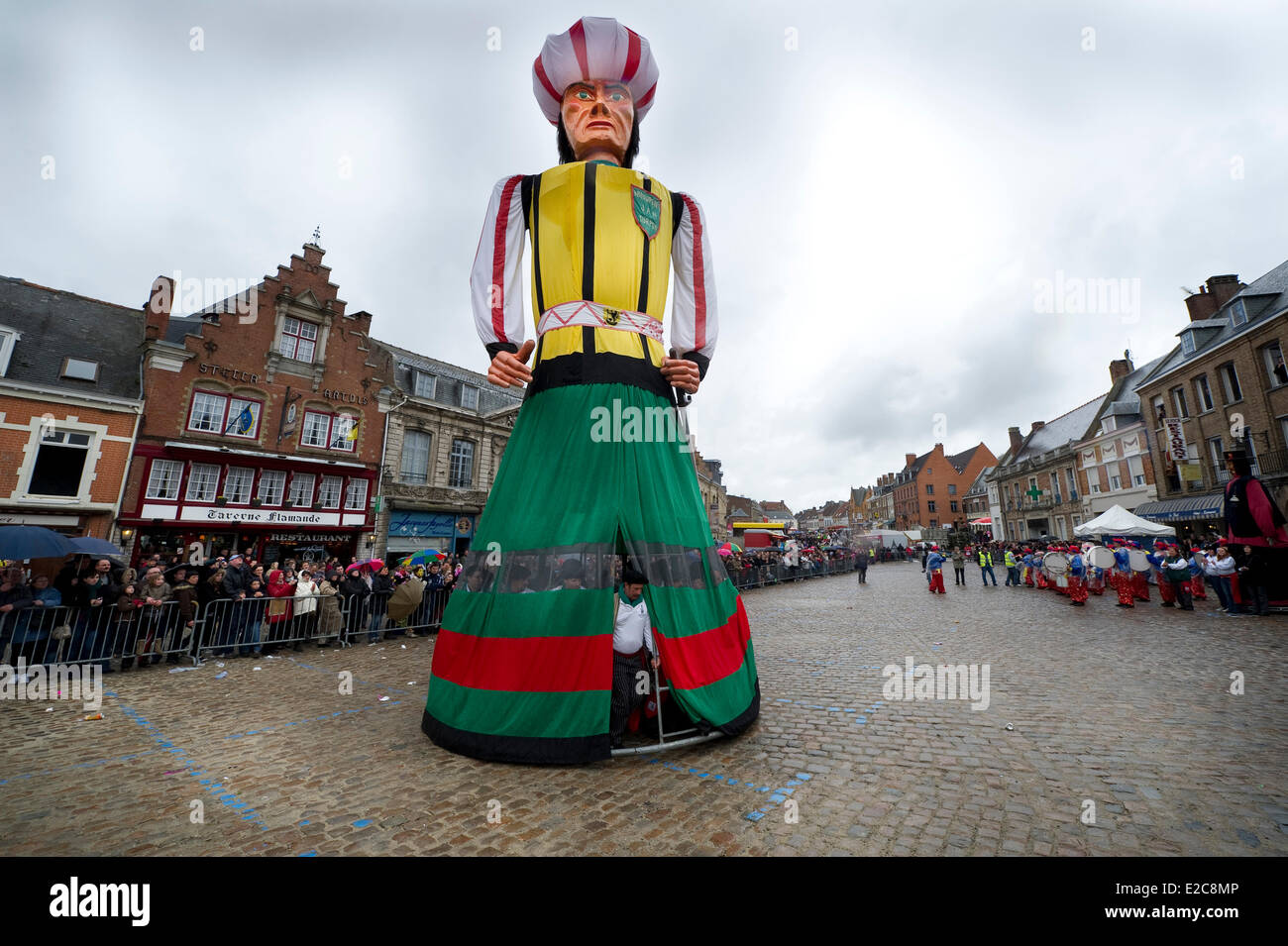 France, Nord, Cassel, défilé de carnaval du printemps, les chefs et la ...