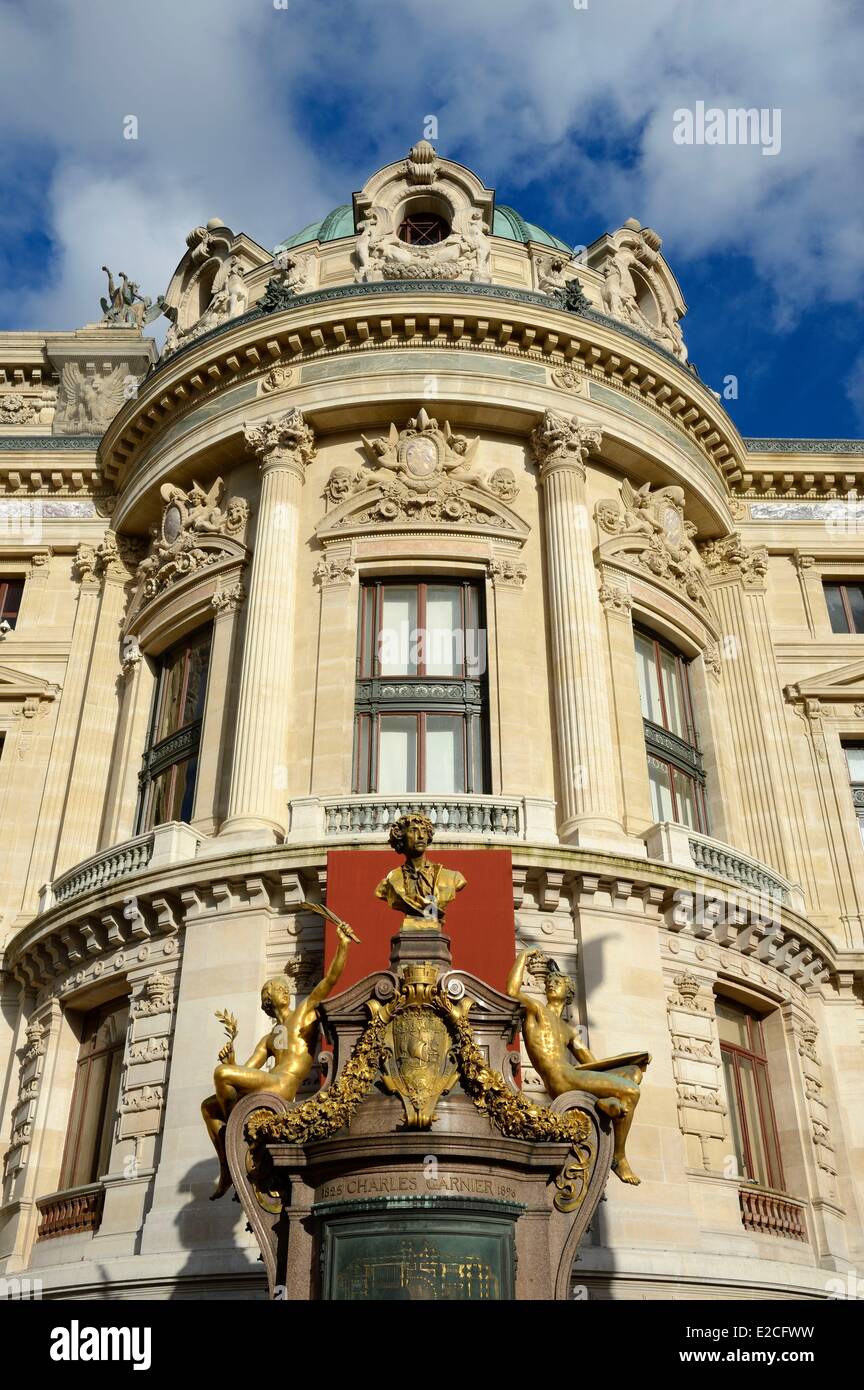 Bust charles garnier opera garnier Banque de photographies et d’images ...