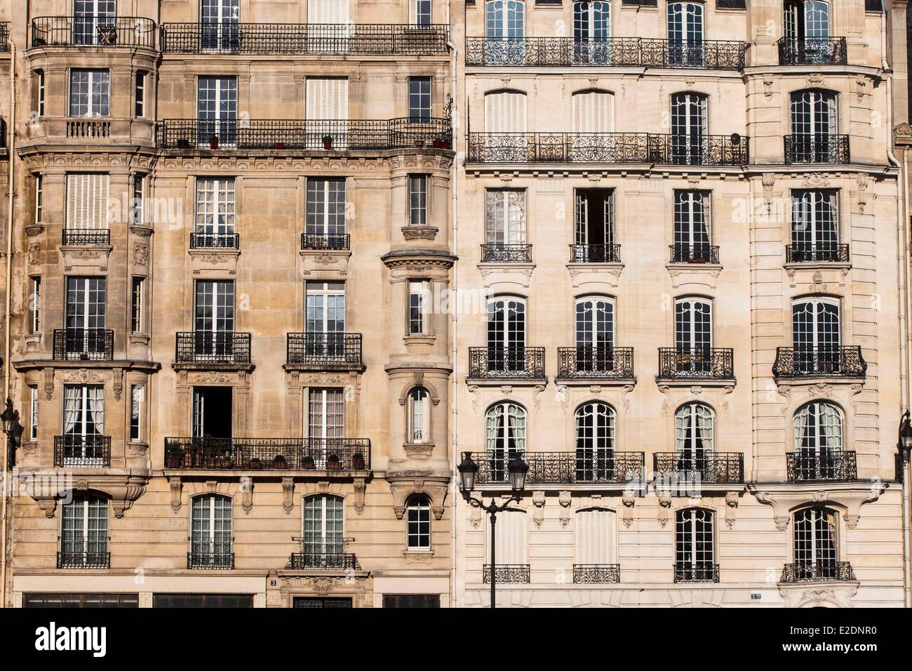 France Paris Haussmann la façade de l'immeuble Photo Stock - Alamy