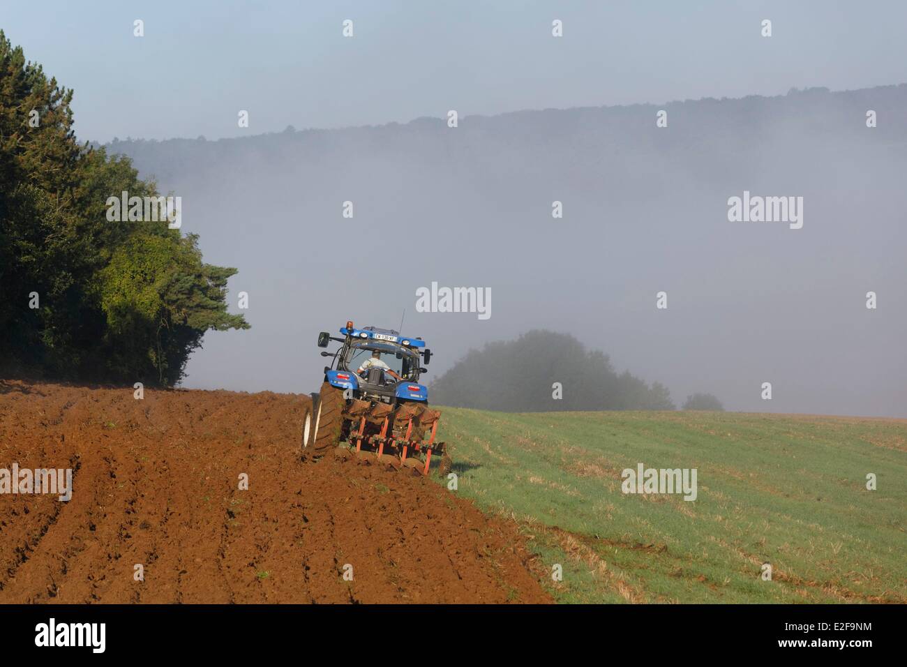 Paysan Laboureur Banque d'image et photos - Alamy