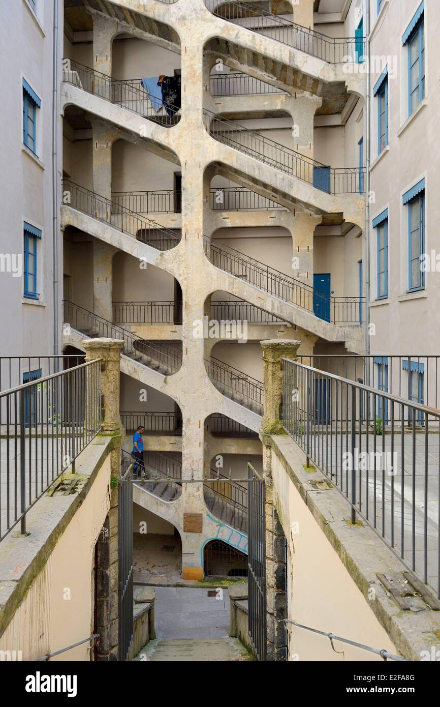 Traboule lyon Banque de photographies et d’images à haute résolution ...