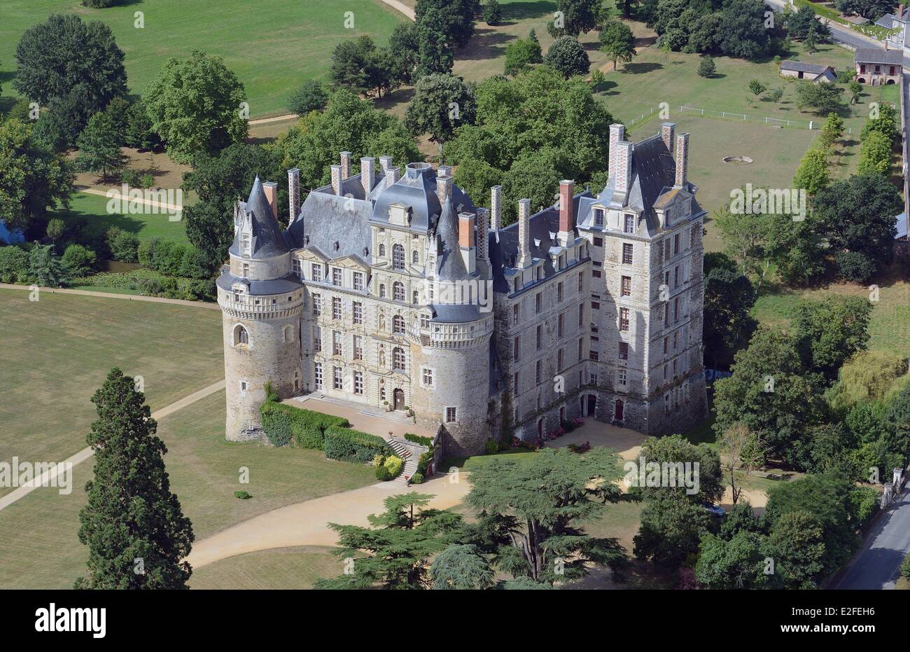 Château de brissac Banque de photographies et d’images à haute ...