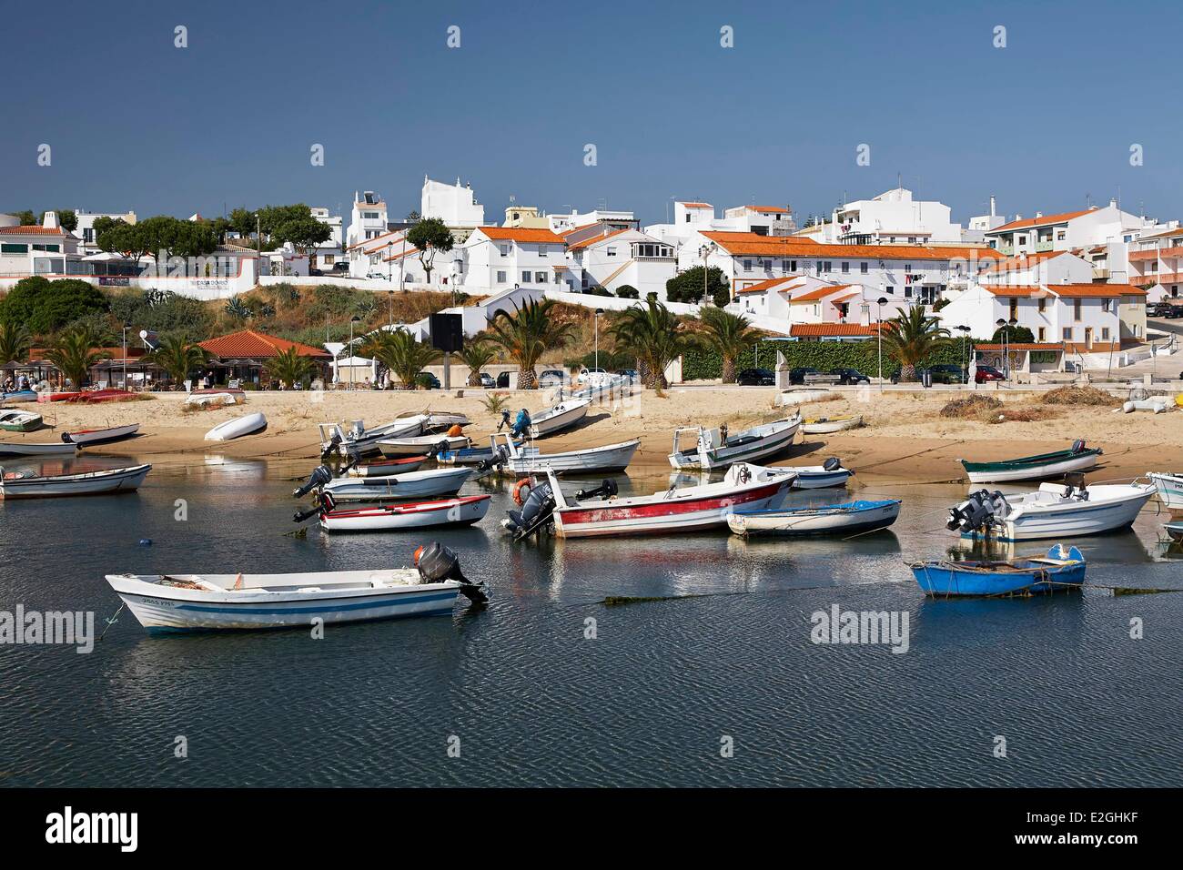 Le port d'alvor Banque de photographies et d’images à haute résolution ...