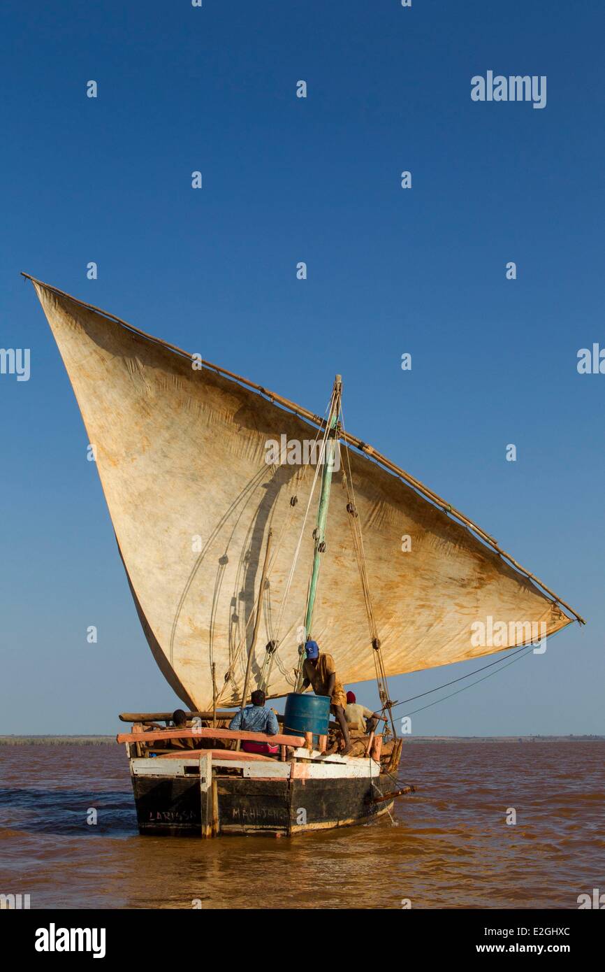 Madagascar boat Banque de photographies et d’images à haute résolution ...
