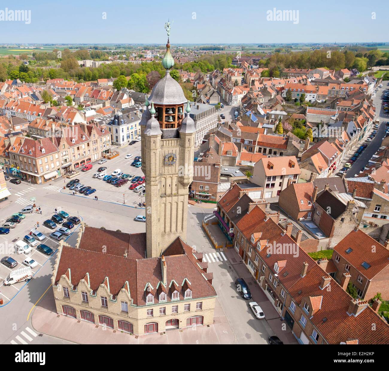 France Nord Bergues beffroi de Bergues qui abrite un carillon de 50 ...