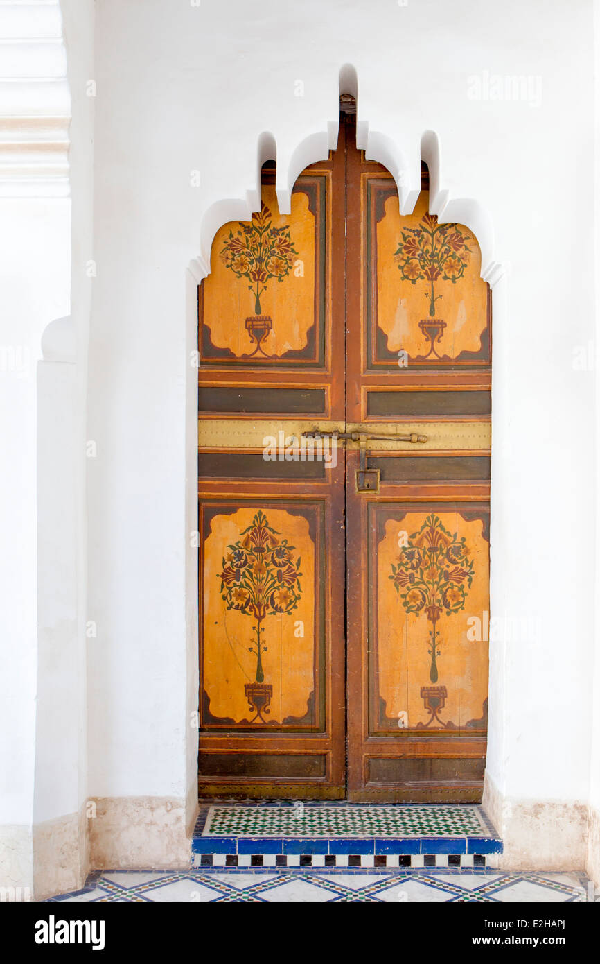 Porte en treillis en bois Banque de photographies et d’images à haute ...