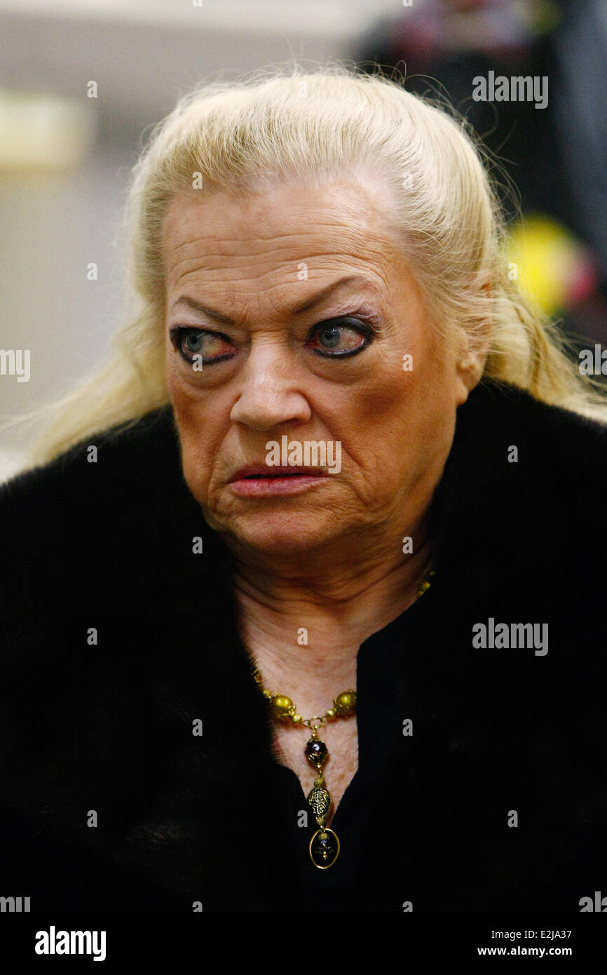 Anita ekberg Banque de photographies et d’images à haute résolution - Alamy