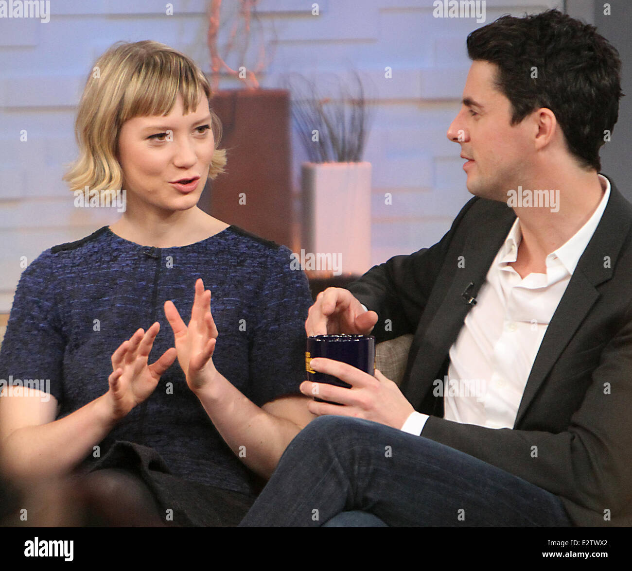 Good Morning America parle du nouveau film Stoker avec Mia Wasikowska ...
