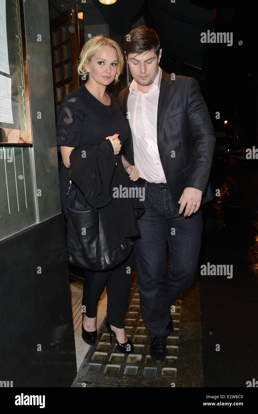 Jennifer ellison husband robbie tickle Banque de photographies et d ...