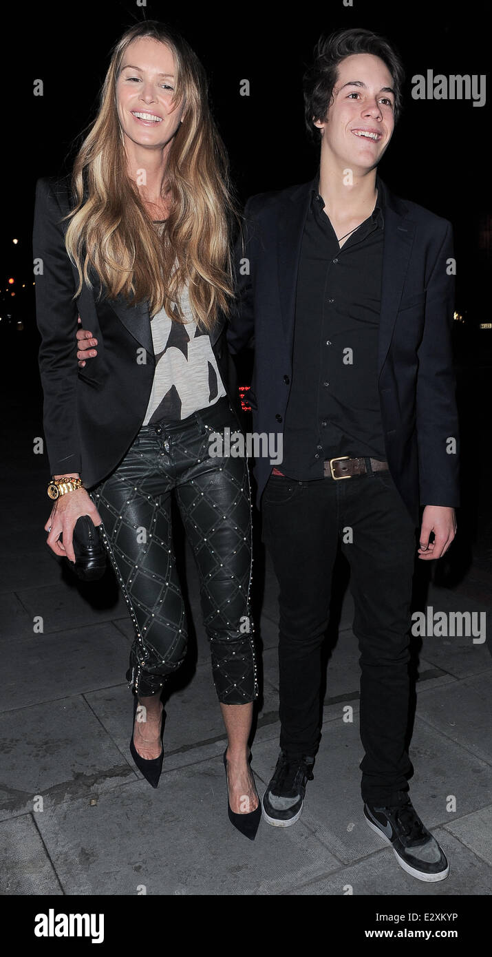 Elle macpherson avec son fils arpad busson Banque de photographies et d ...