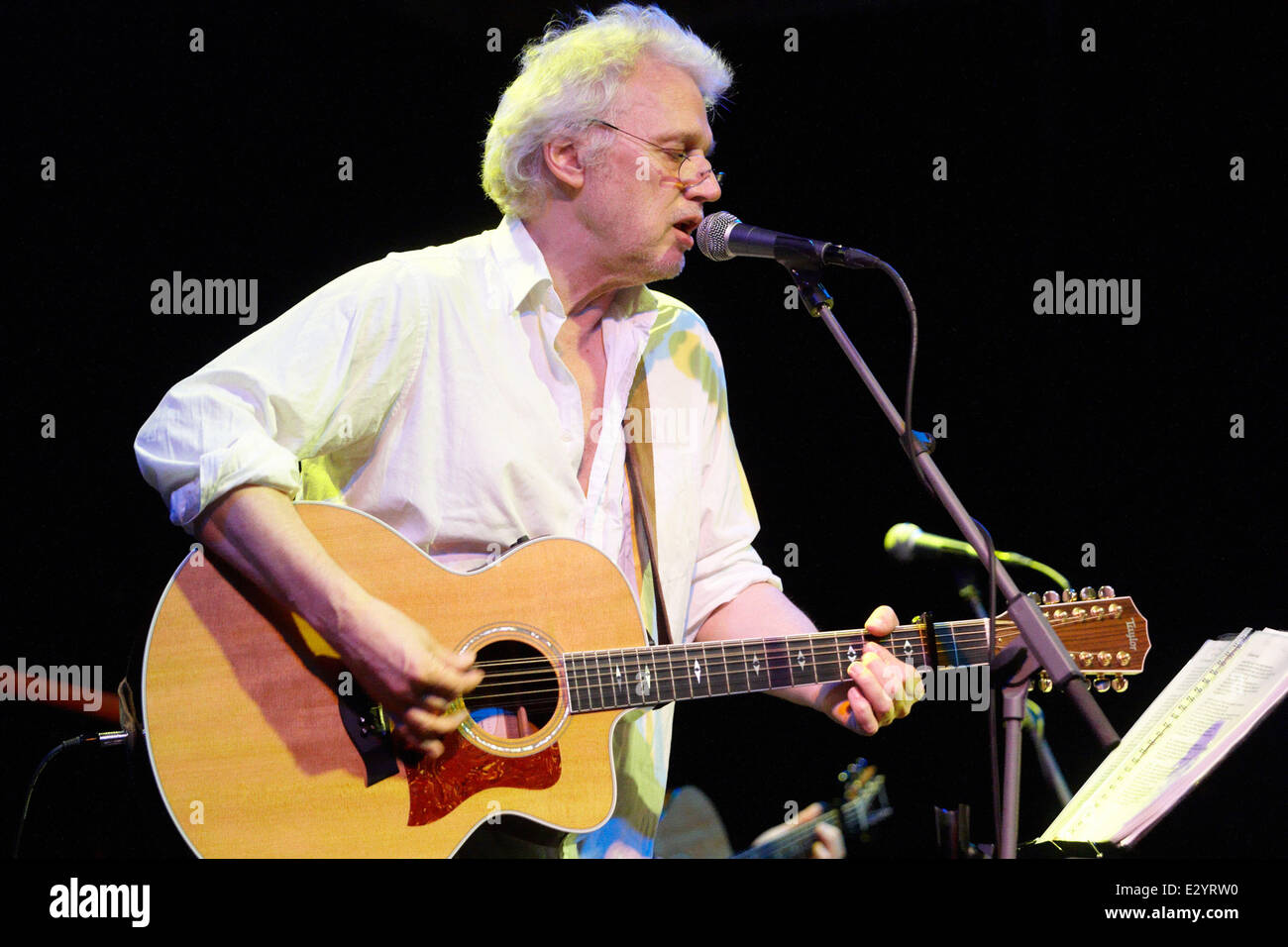 David knopfler Banque de photographies et d’images à haute résolution ...